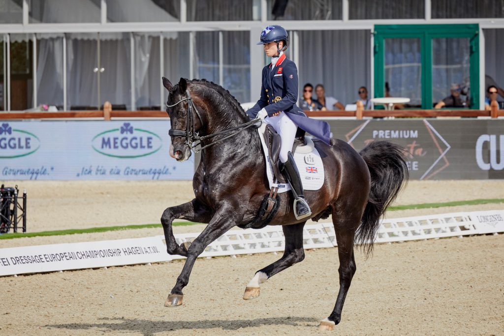 Lottie Fry helps Britain to early team lead at dressage European ...
