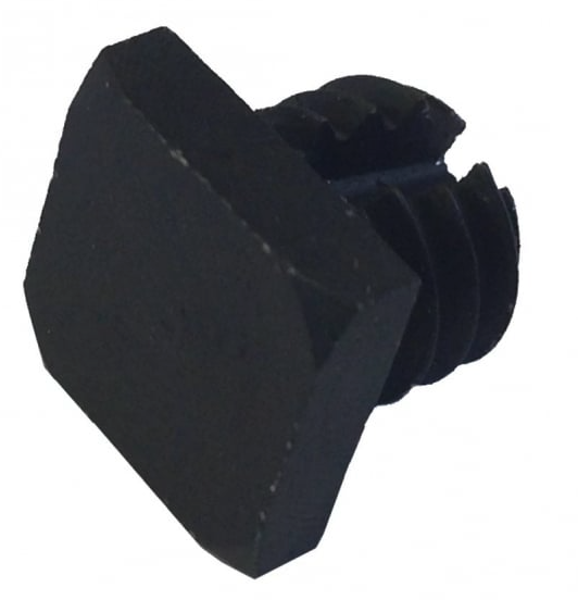 Complete guide to choosing and fitting studs *Video* - Your Horse