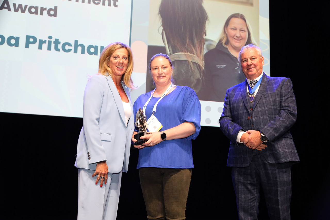 Vet nurse 'driving significant change' among winners at BEVA Congress ...
